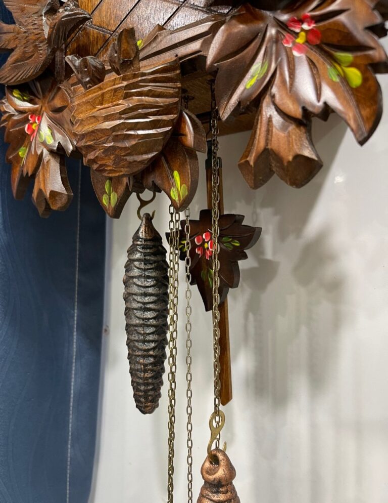 Đồng Hồ Cuckoo 1 Ngày Kéo Tạ Cơ Của Đức Chim Và Lá