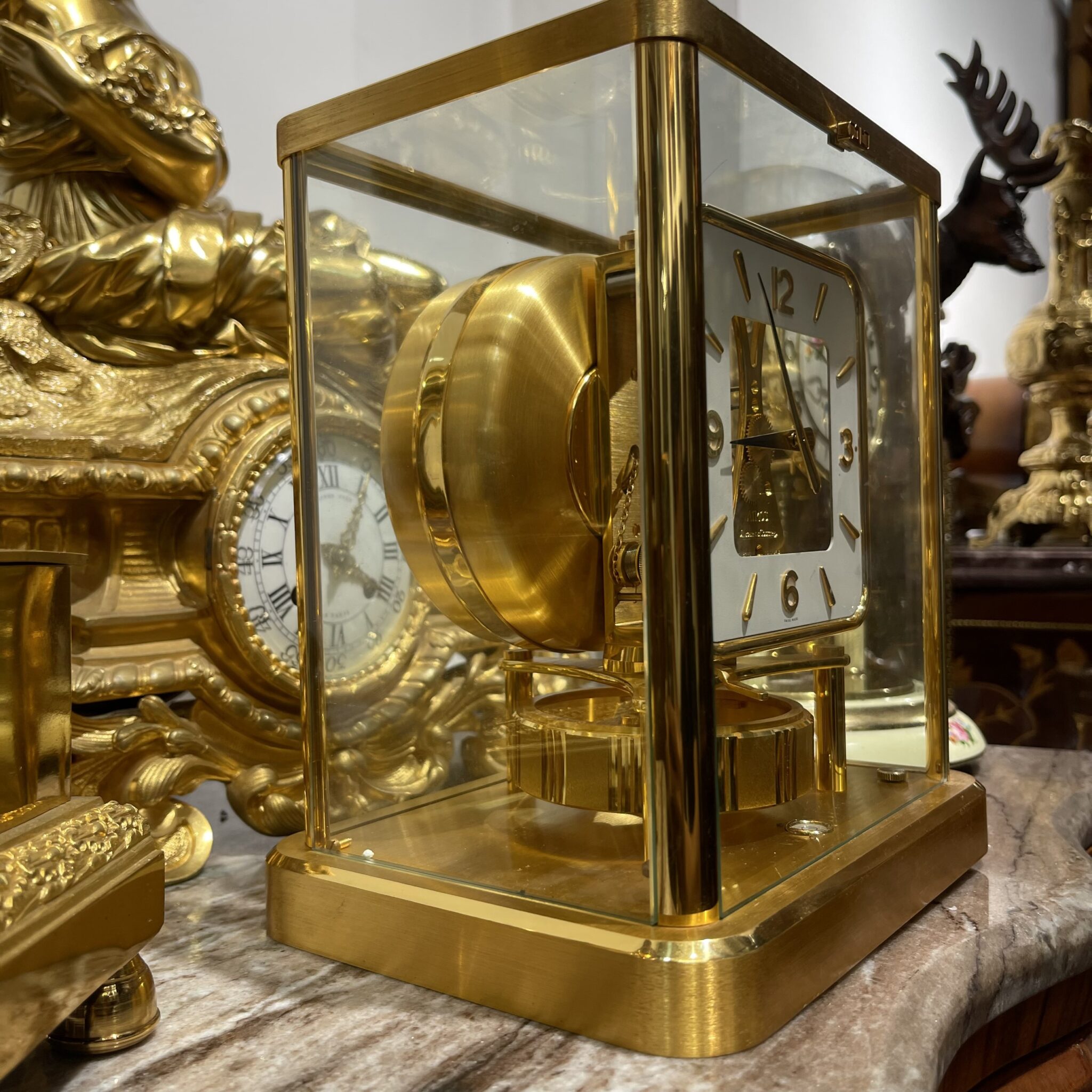 Đồng Hồ Atmos 540 Thụy Sĩ Mạ Vàng 24K Chạy Bằng Không Khí