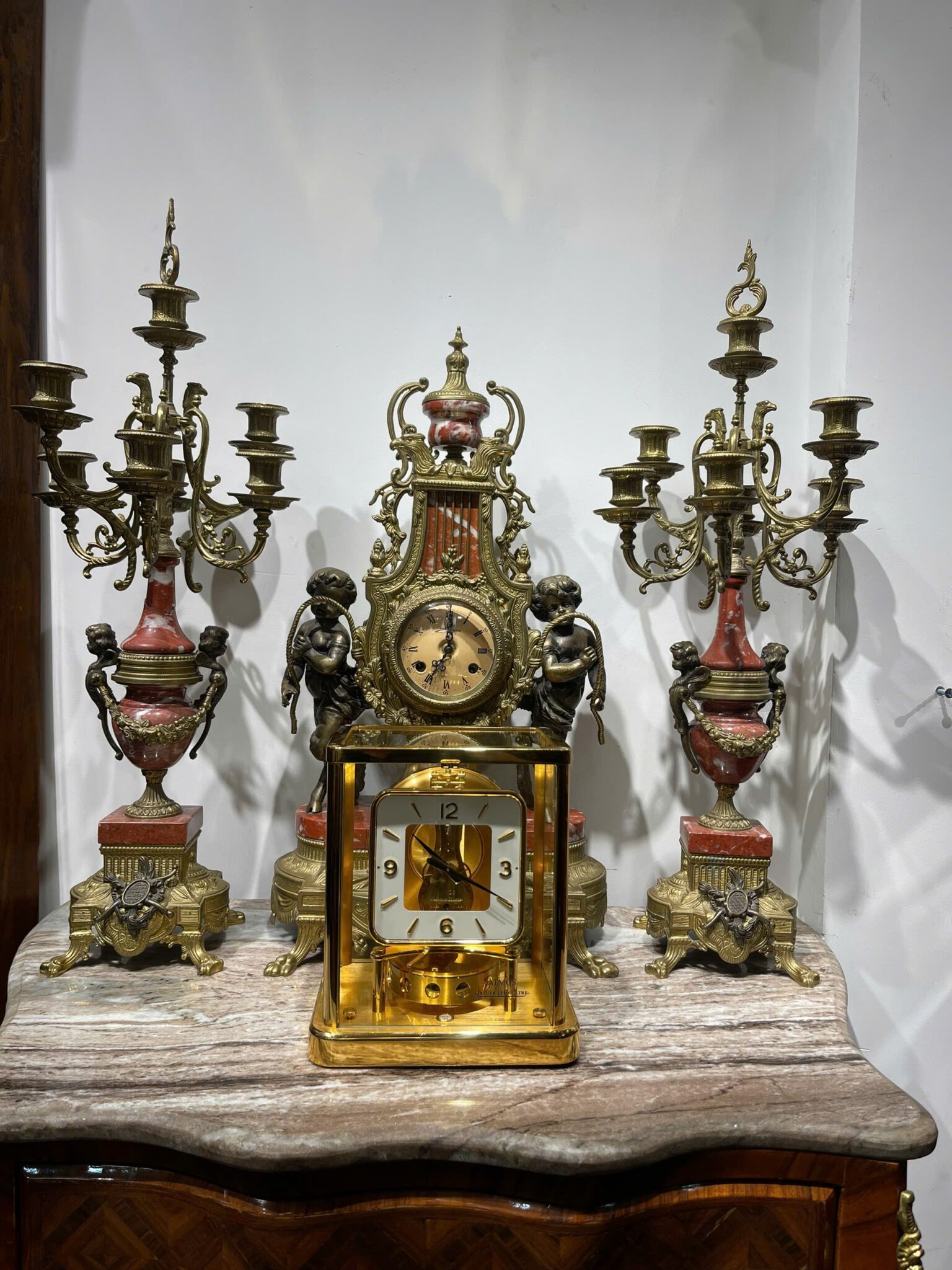 Đồng Hồ Vĩnh Cửu Atmos 540 Thuỵ Sỹ Phiên Bản Chấm Bi Luxury