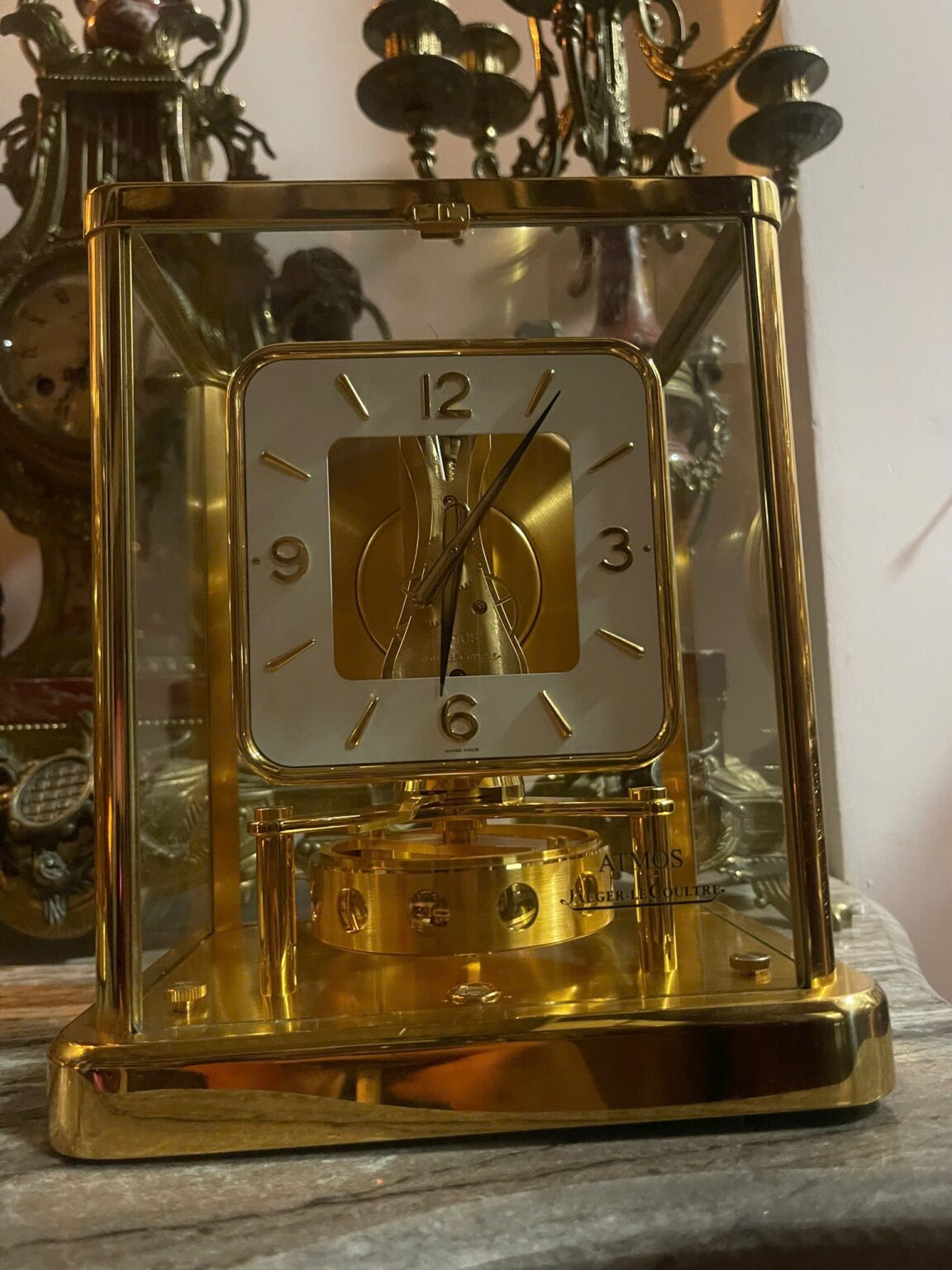 Đồng Hồ Vĩnh Cửu Atmos 540 Thuỵ Sỹ Phiên Bản Chấm Bi Luxury